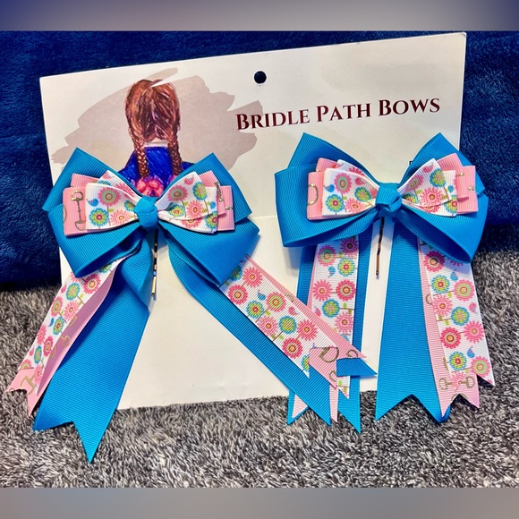 Bridle Path Bows | Accessories | 2 Pairs Of Equestrian Show Bows New ...